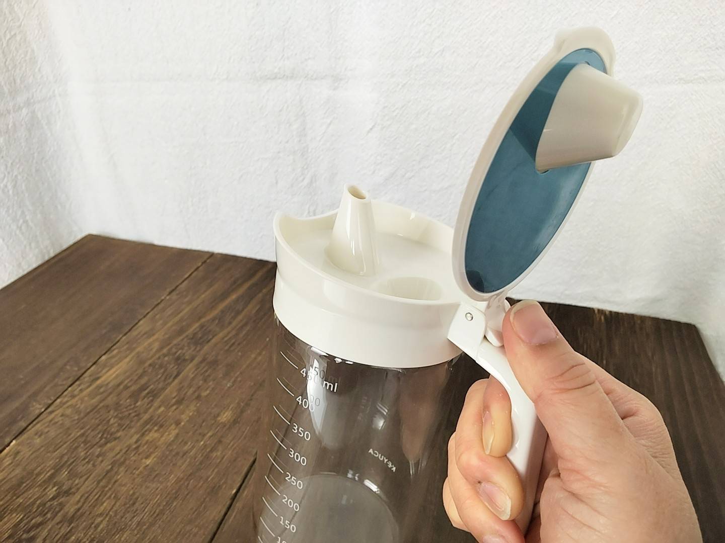 KEYUCAの人気「オイルボトル」が液垂れしないって本当？使用感を本音レビュー【商品レビュー】 | 4yuuu