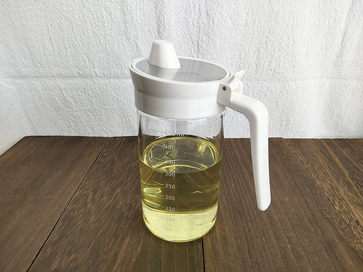 KEYUCAの人気「オイルボトル」が液垂れしないって本当？使用感を本音レビュー【商品レビュー】 | 4yuuu