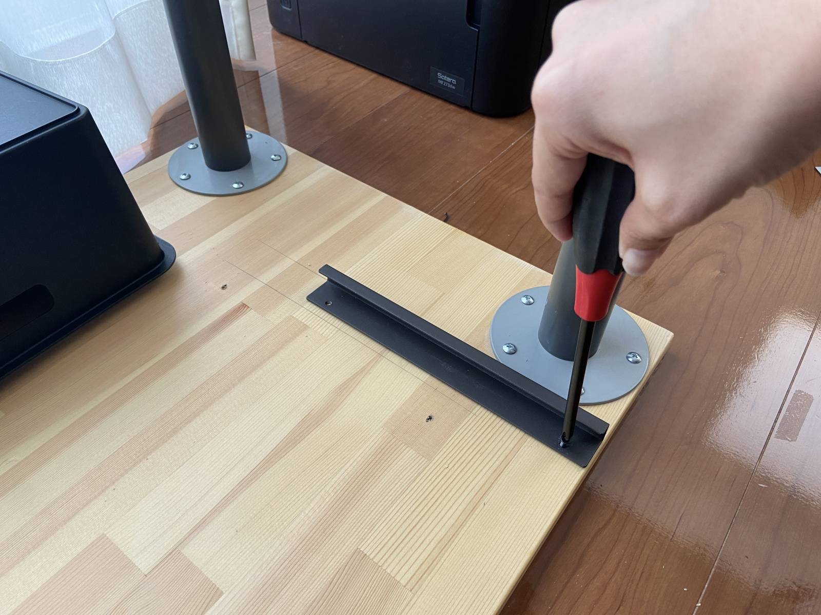 330円でできる！【セリア】のアイテムを使った簡単引き出しDIY | 4yuuu