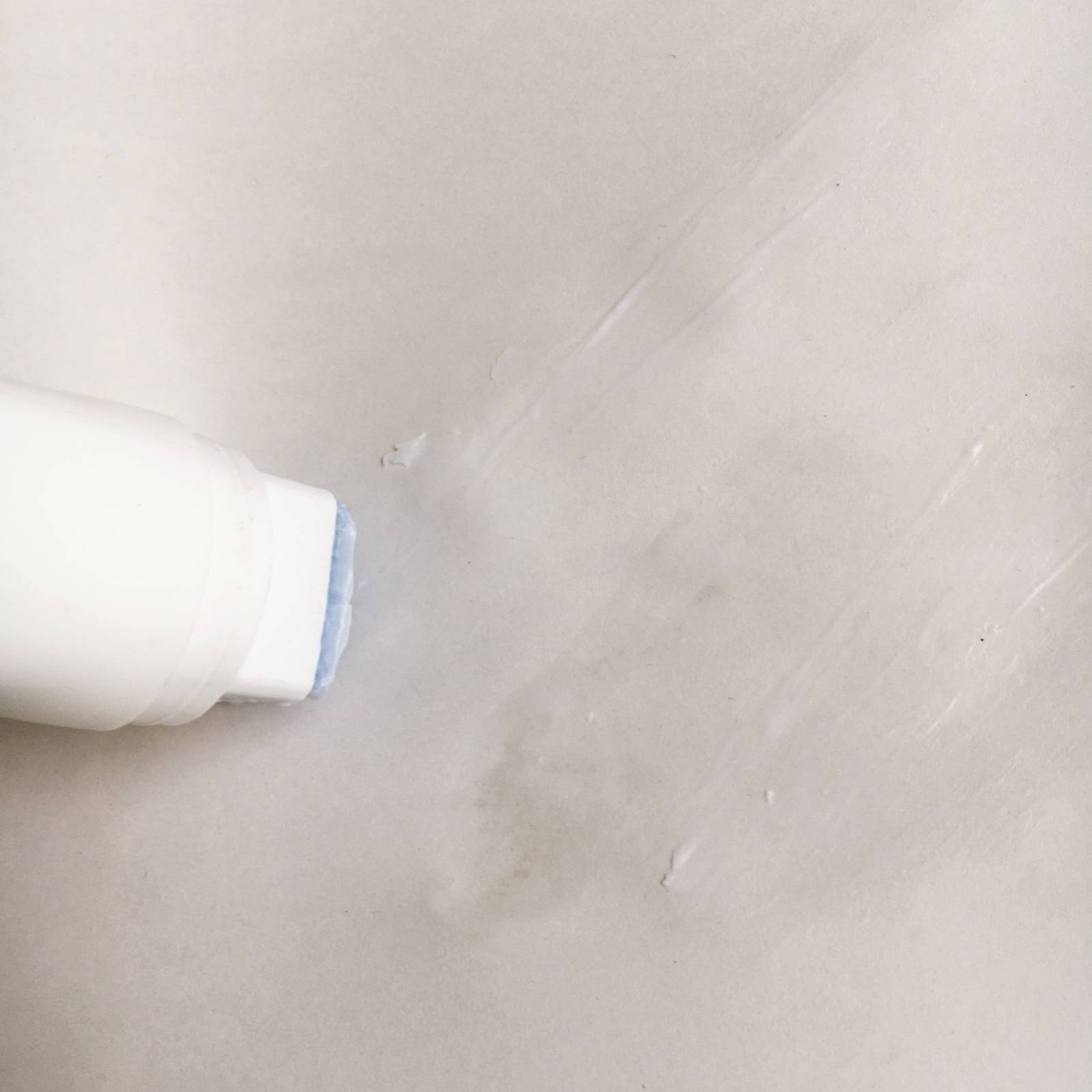 カピカピに乾いたスティックのり捨ててない？簡単に復活させる裏ワザ | 4yuuu