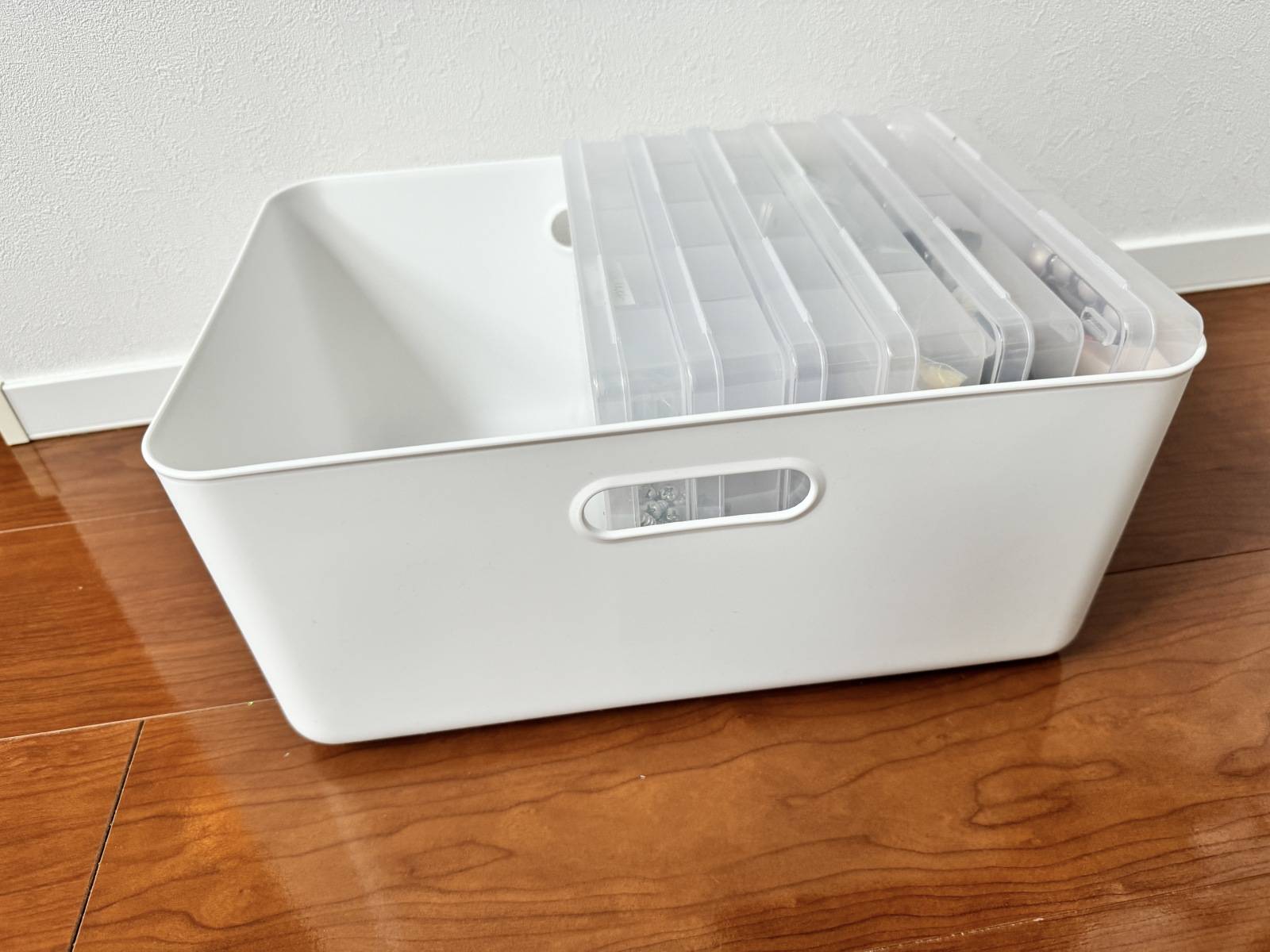 【ダイソー】蓋付きの「R30ボックス」がシンプル収納に最適だった | 4yuuu