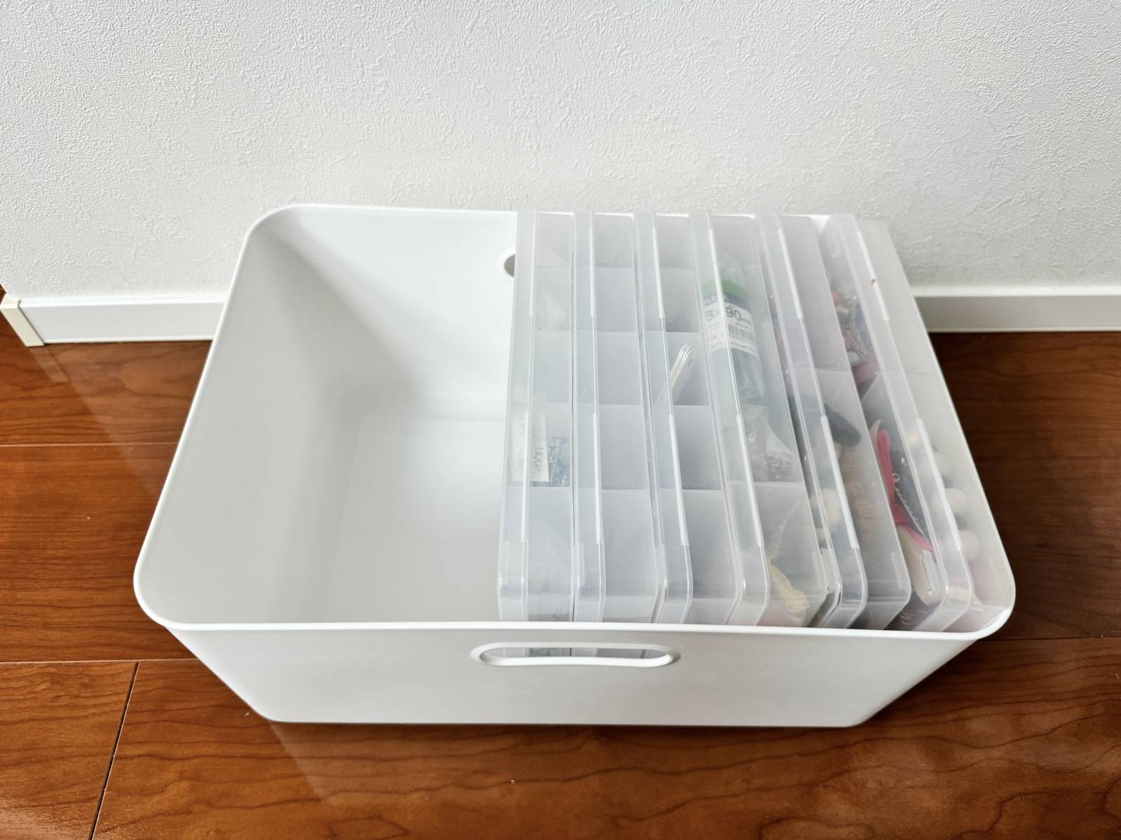 【ダイソー】蓋付きの「R30ボックス」がシンプル収納に最適だった | 4yuuu