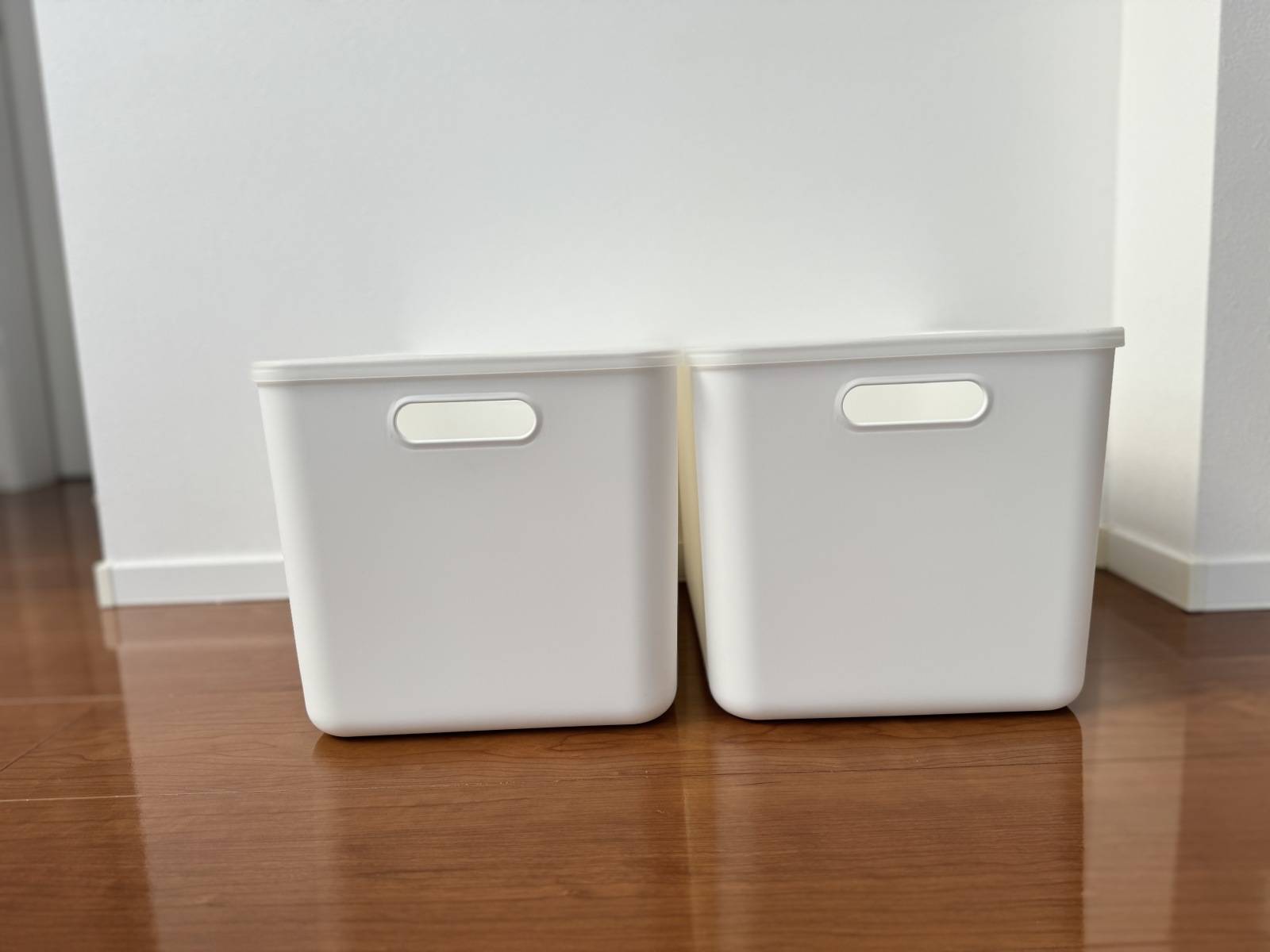 【ダイソー】蓋付きの「R30ボックス」がシンプル収納に最適だった | 4yuuu