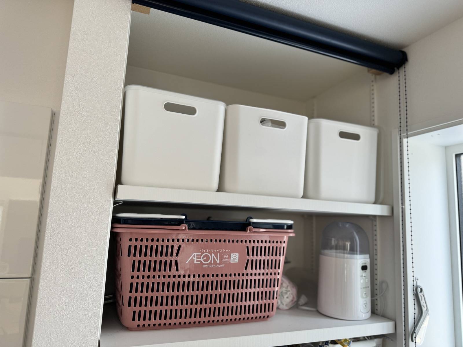 【ダイソー】蓋付きの「R30ボックス」がシンプル収納に最適だった | 4yuuu