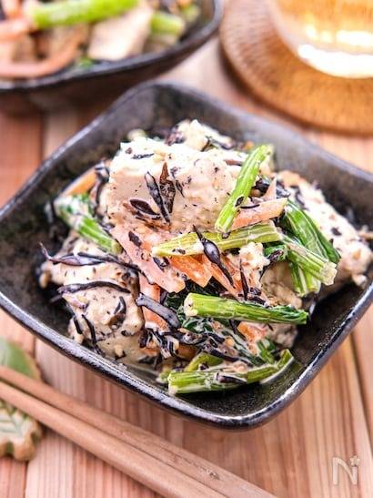 【焼き鮭】の献立に合うおかずや副菜を栄養士が厳選！夕食にもおすすめのレシピ30選 | 4yuuu