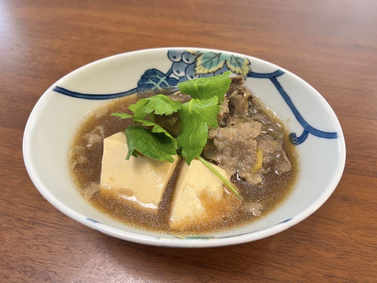【裏ワザ】10分でしみしみの肉豆腐が食べられる♪レンチン術を公開 | 4yuuu